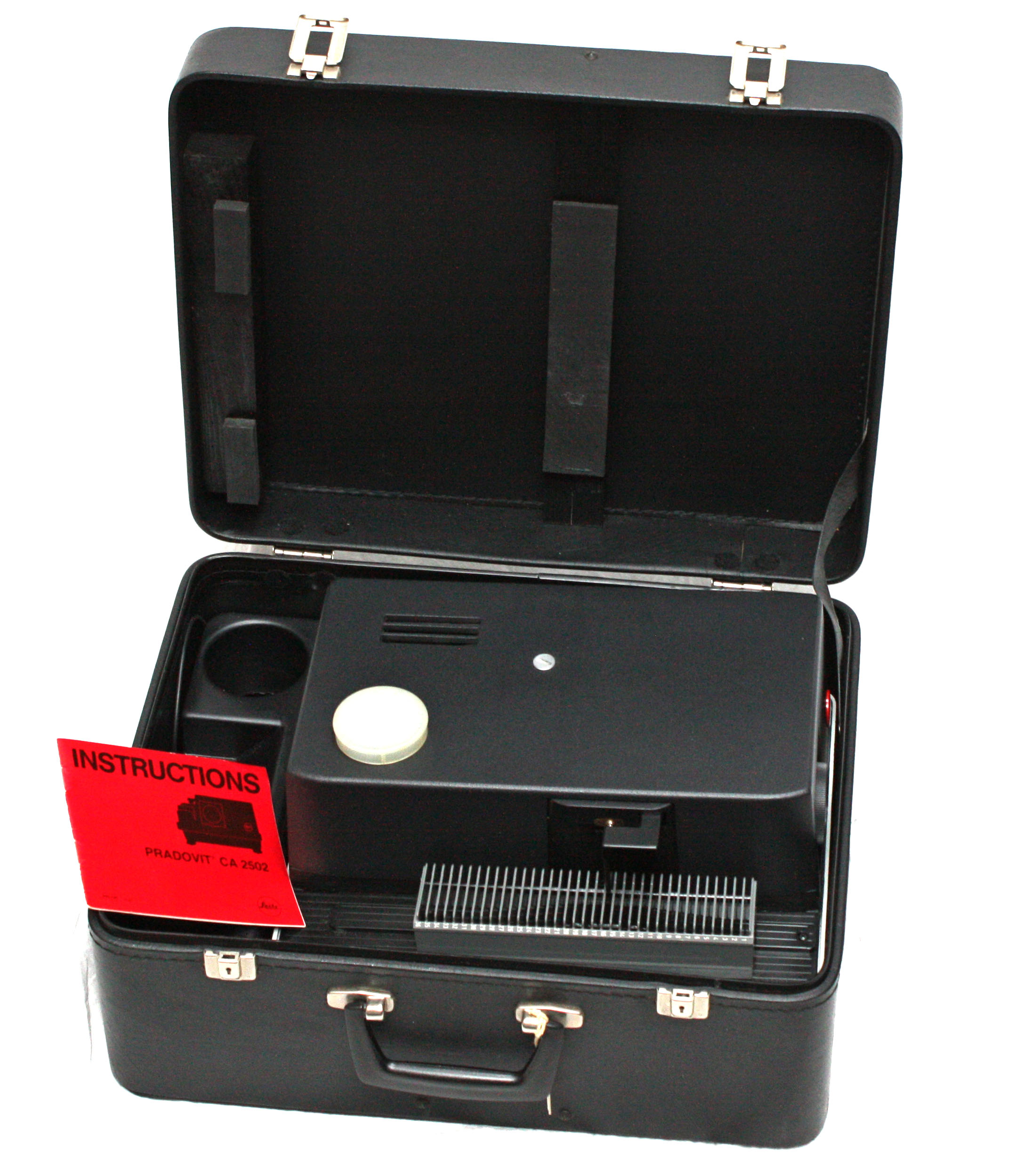 Leica Leitz Pradovit CA 2500 Slide Projector with 90mm f2.5 Lens. Cased ...