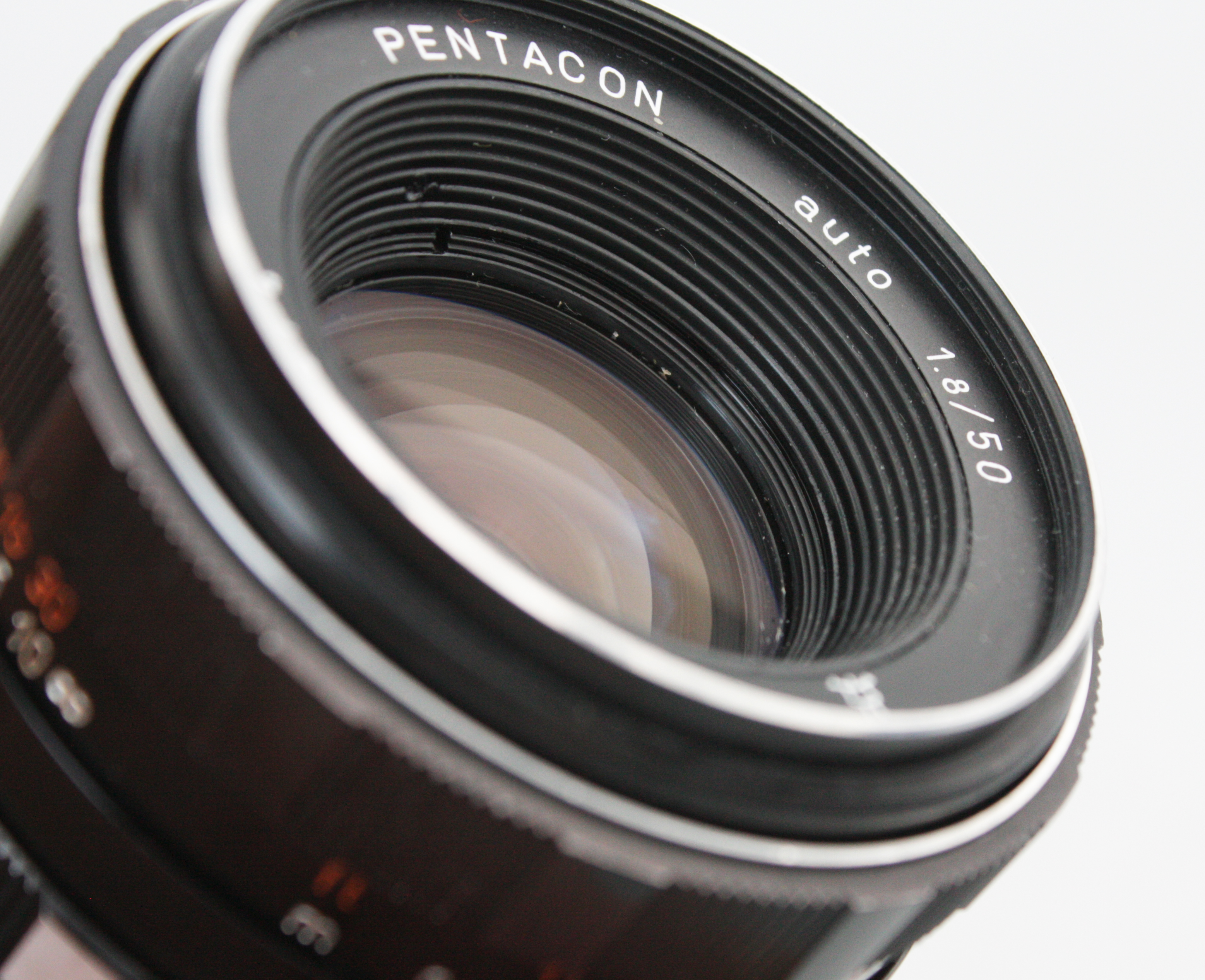 Pentacon 50mm f1.8 Prime Lens For M42 Mount – The Real Camera Company