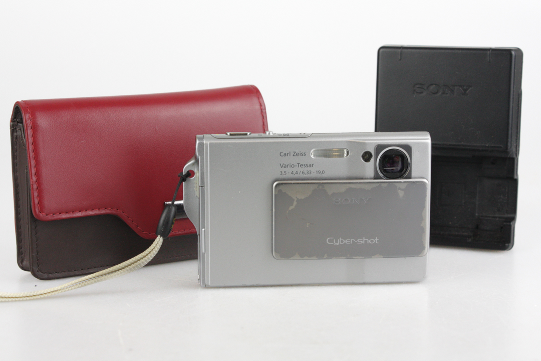Slim Sony Cybershot DSC-T7 Camera w/ Case and Charger – The Real Camera ...