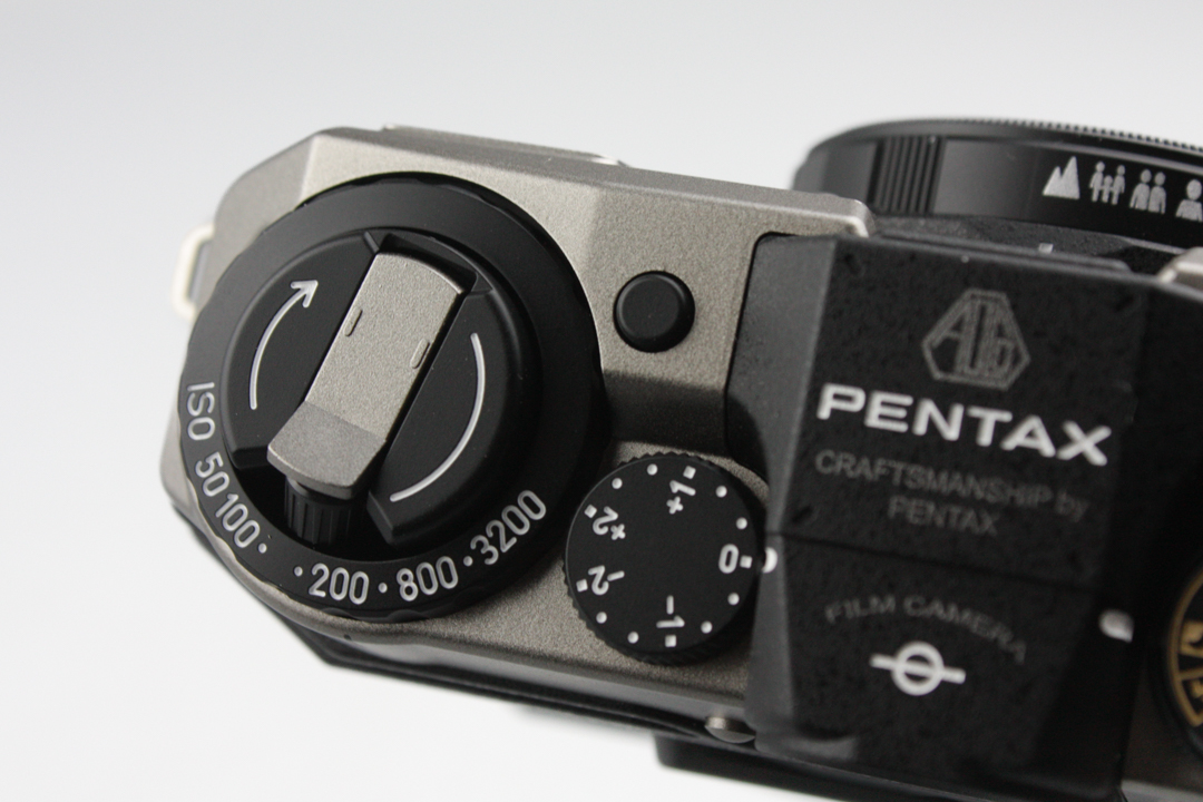 Pentax 17 Half-Frame Film Camera, with 28mm f/3.5 Lens – Boxed – Mint ...