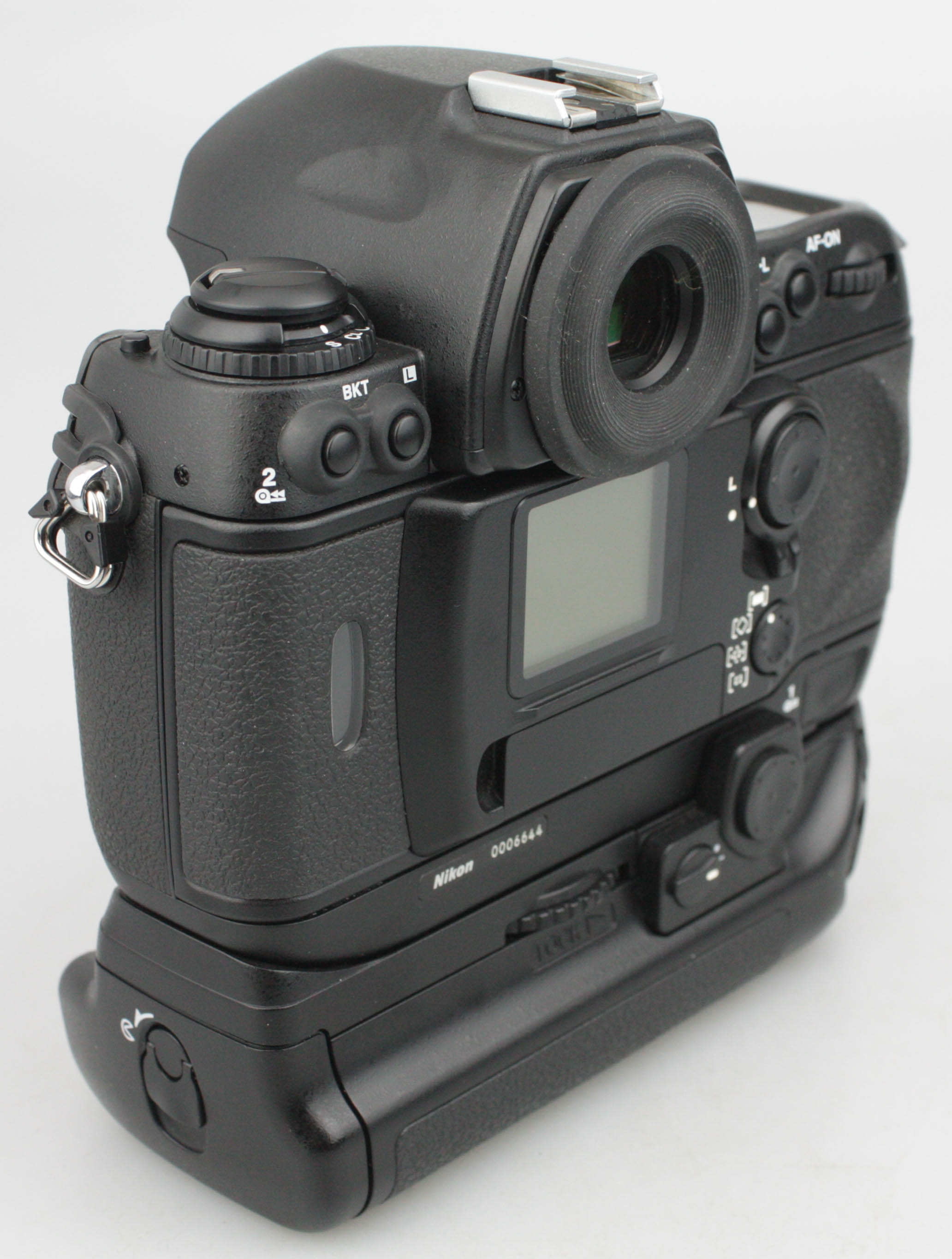 Nikon F6 35mm SLR Camera Body Boxed + Nikon MB-40 Grip & Strap – Near ...