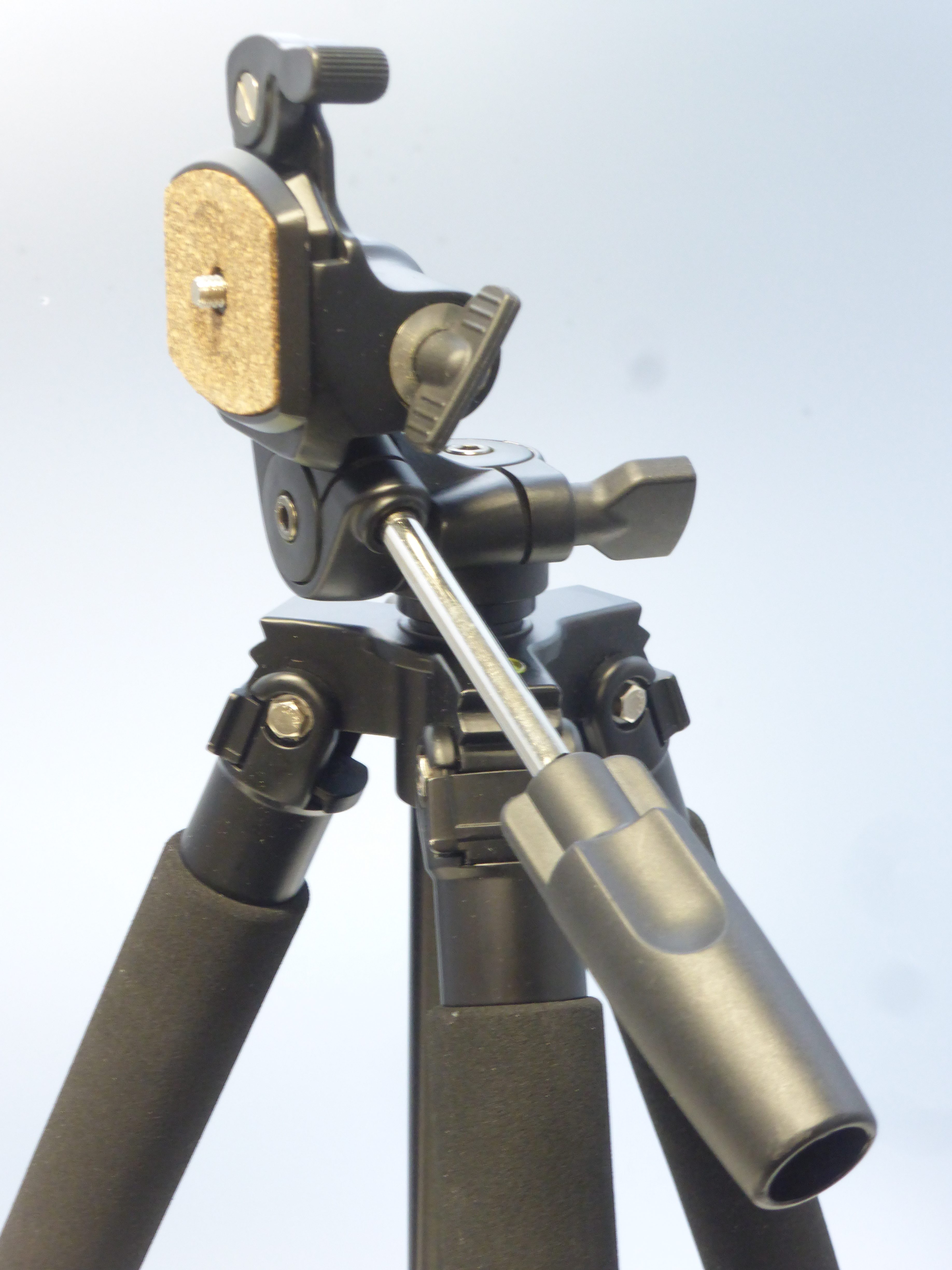 RSPB Tripod 1 Compact Strong 3-Section Tripod + Hide Clamp & Carry Case ...