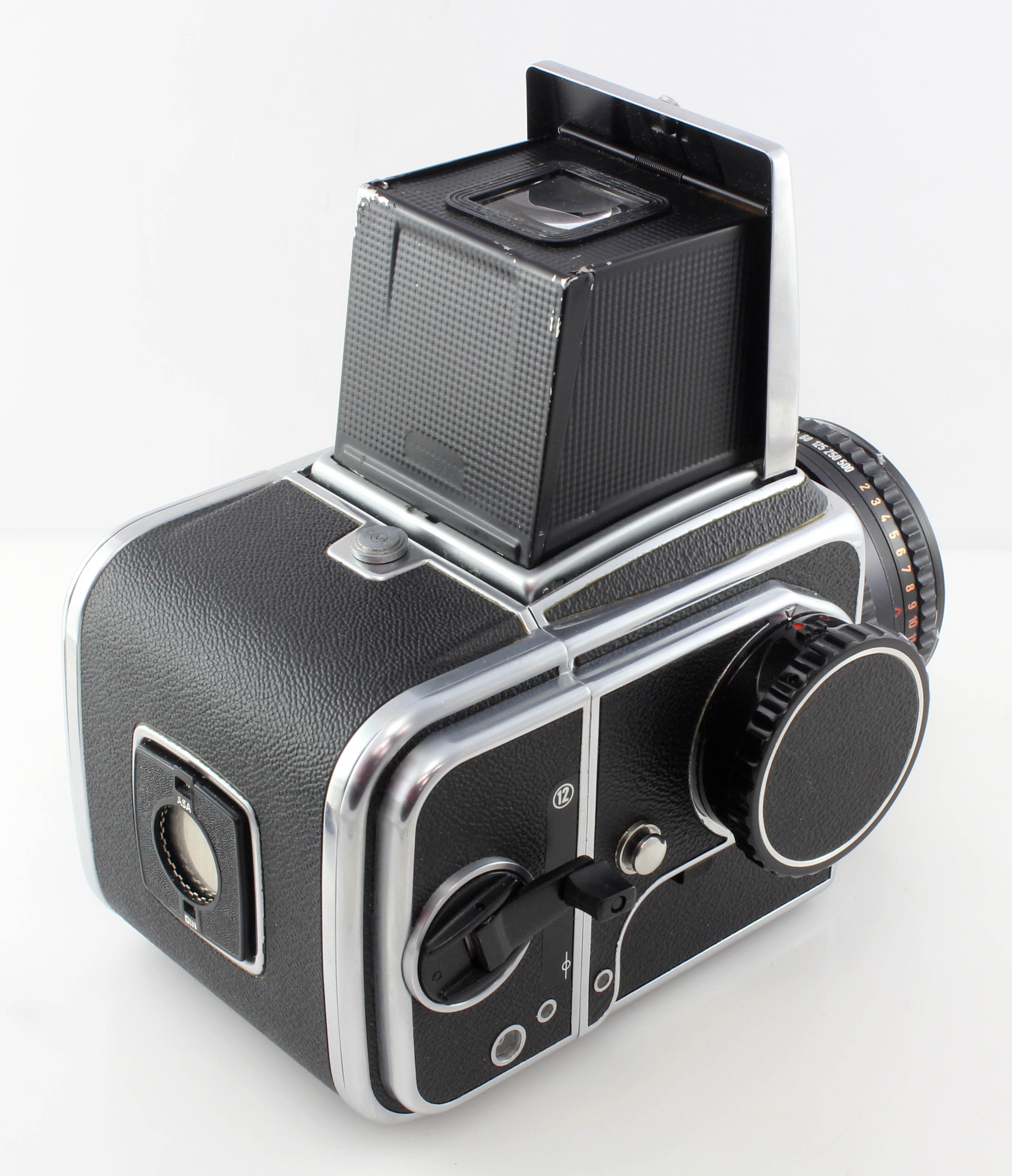 Hasselblad 500cm Medium Format Camera, w/ Carl Zeiss 80mm f2.8 Planar ...