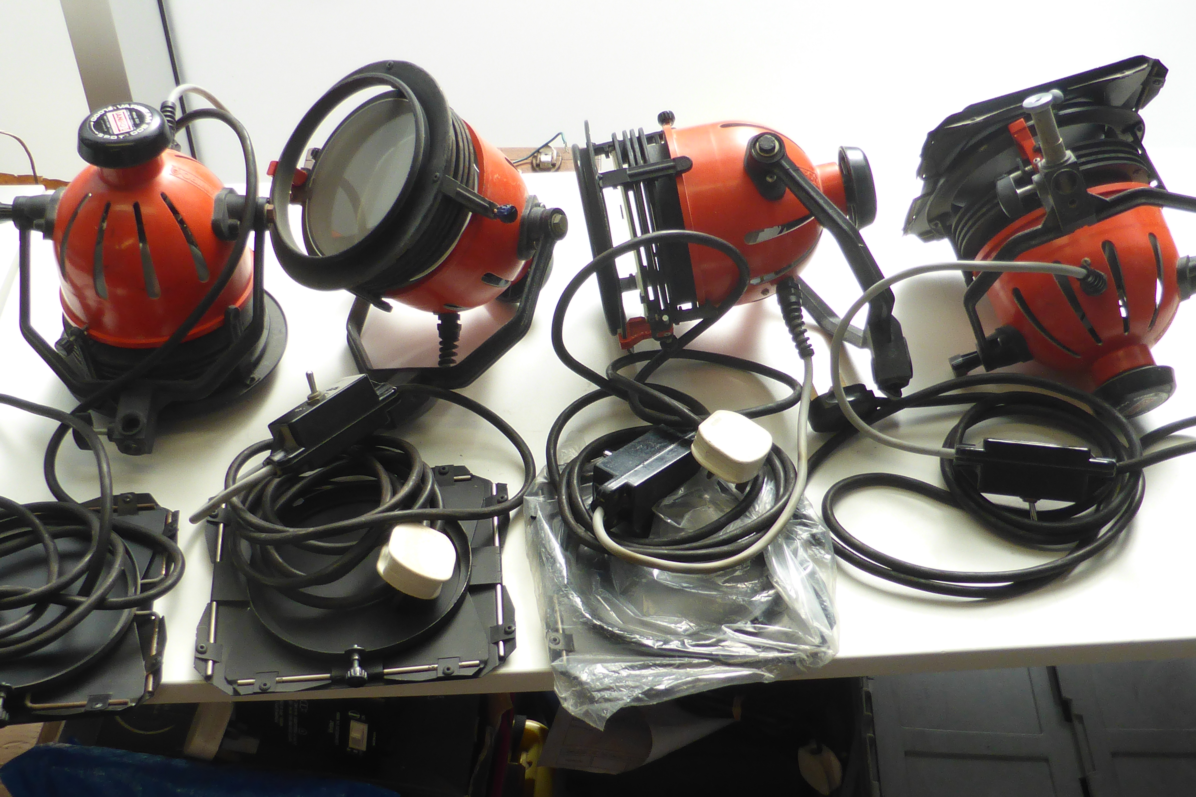 4x Redheads 800W Photo Studio Continuous Halogen Lighting Kit – Please ...